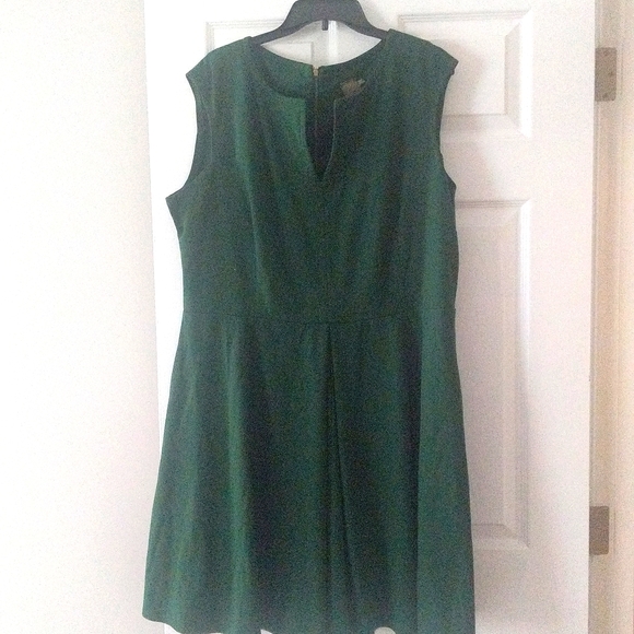 Taylor Woman | Dresses | Taylor Woman Emerald Green Plus Size Dress ...